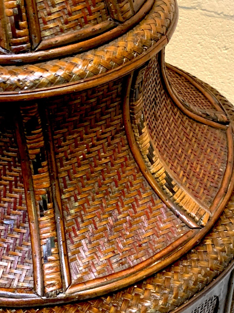 Large British Colonial Style Rattan and Wicker Urn For Sale at 1stDibs
