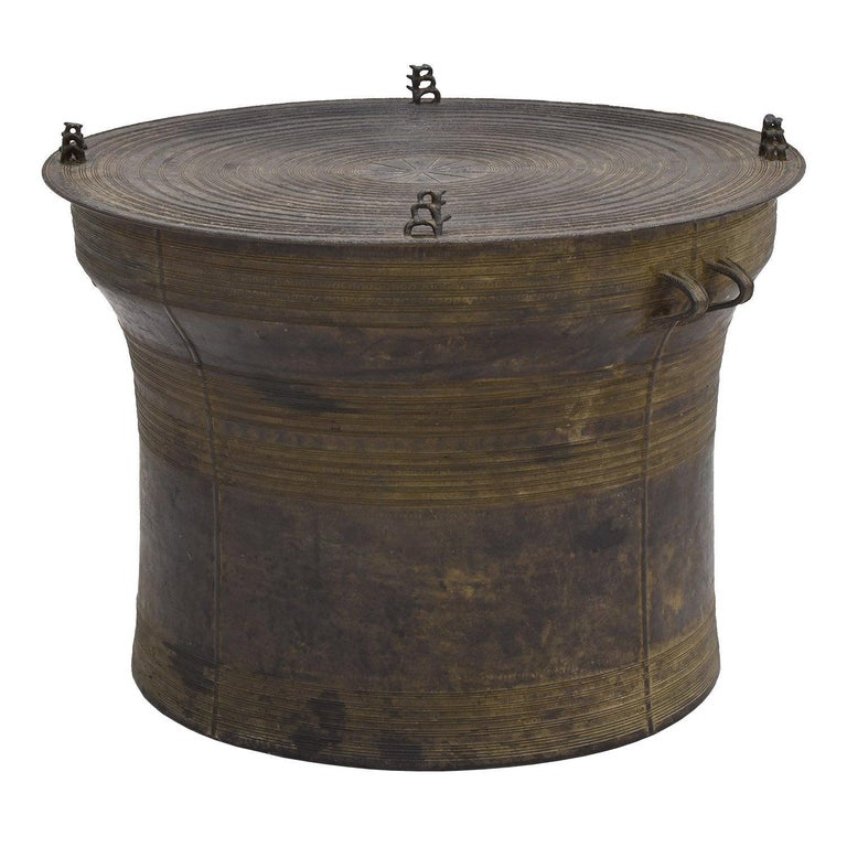 Grand tambour de grenouille ou de pluie en bronze, Asie du Sud-Est, 19e ...