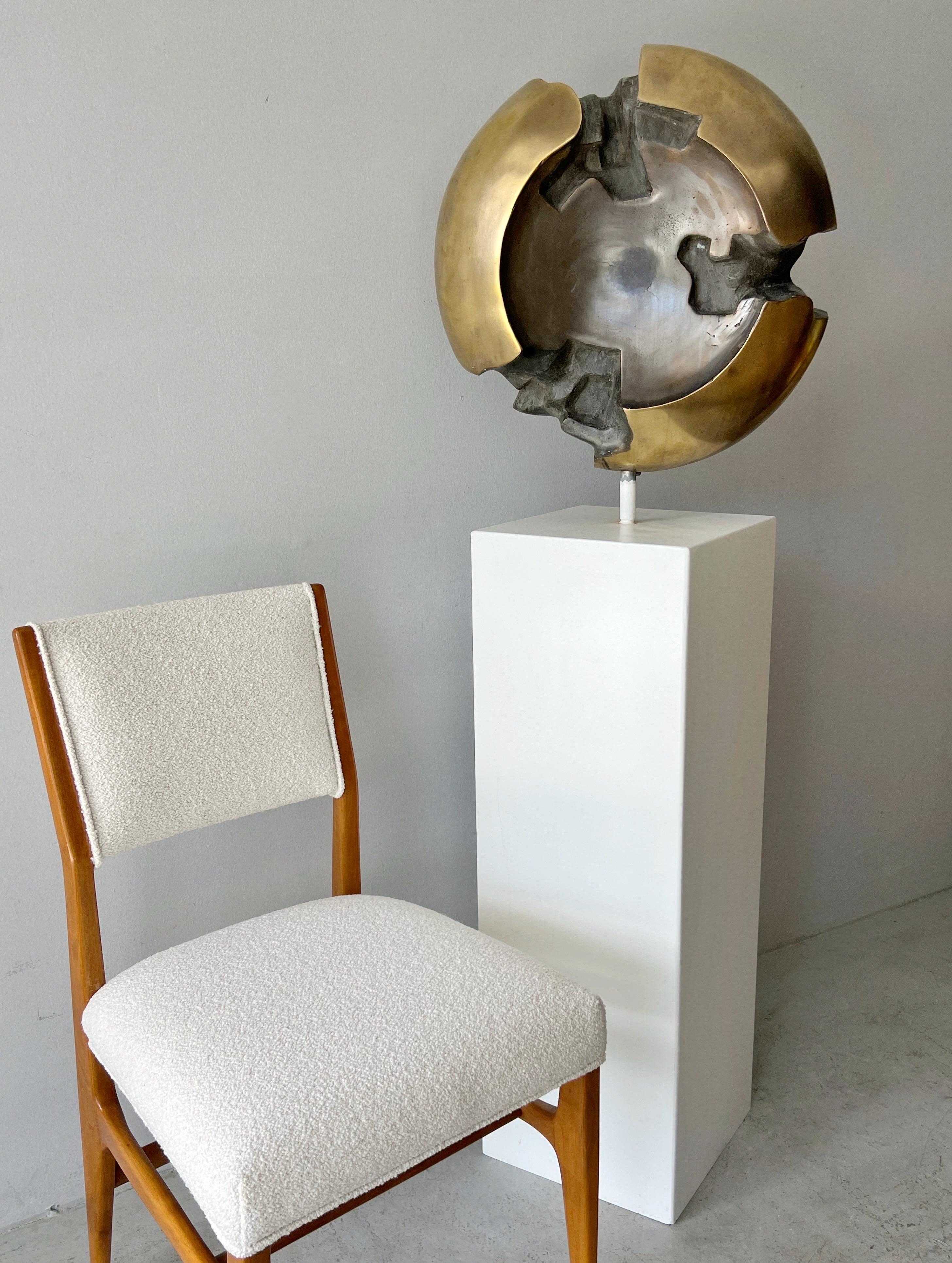 Large Bronze Sculpture on White Metal Stand Keen 1977 For Sale at 1stDibs