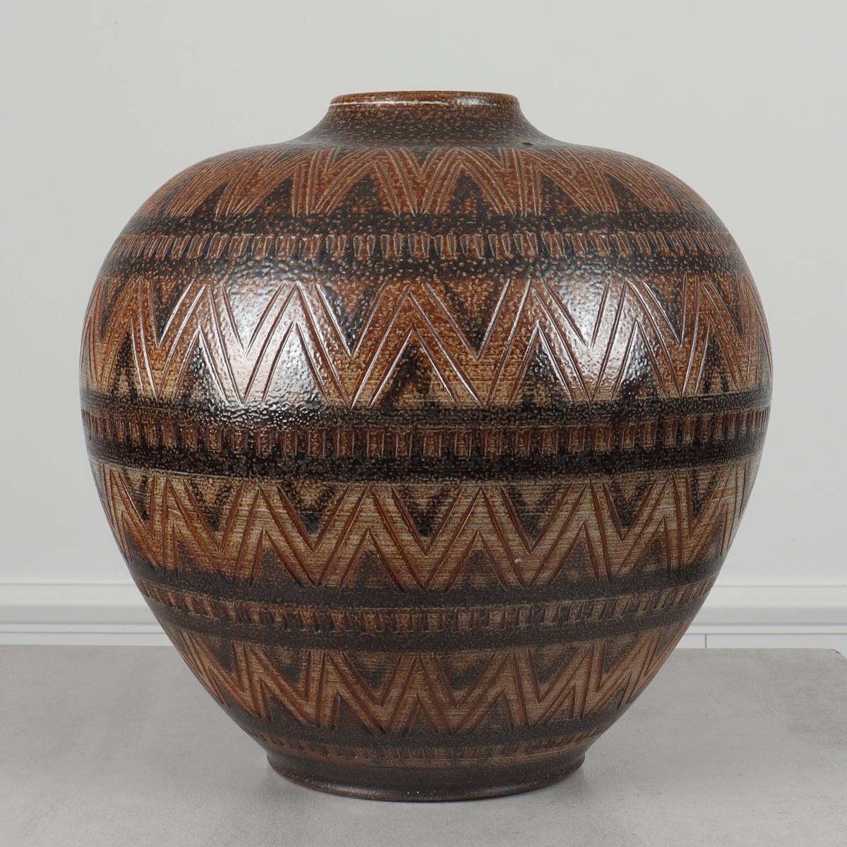 Scandinavian Modern Large Brown Vase by Arthur Andersson, Wallåkra 1950 ...