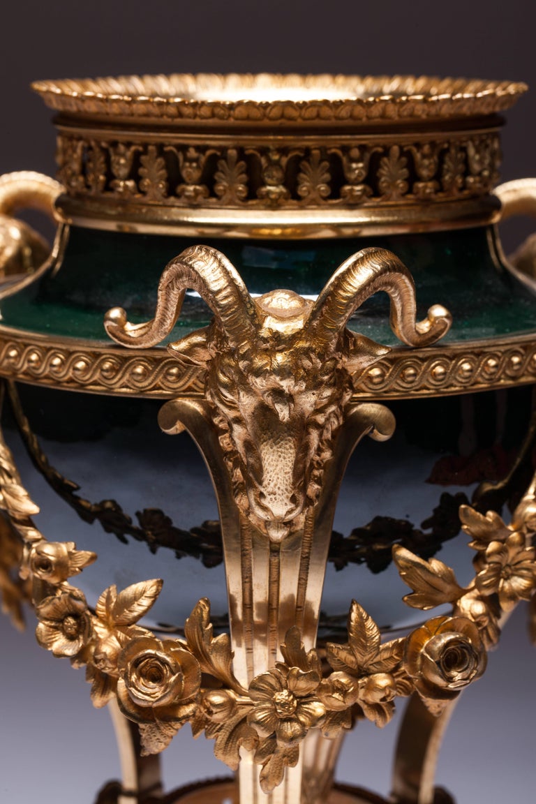 Large Brûle Perfume Bronze, Gilded, Three-Sided Grooved Base For Sale ...