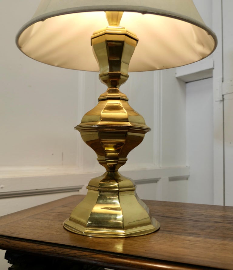 Large Bulbous Octagonal Brass Table Lamp For Sale at 1stDibs