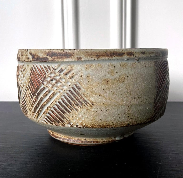 Large Ceramic Bowl with Carving by Warren Mackenzie For Sale at 1stDibs