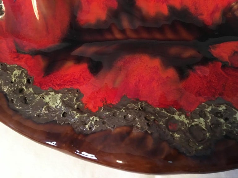 Large Ceramic Lava Leaf Fruit Bowl For Sale at 1stDibs