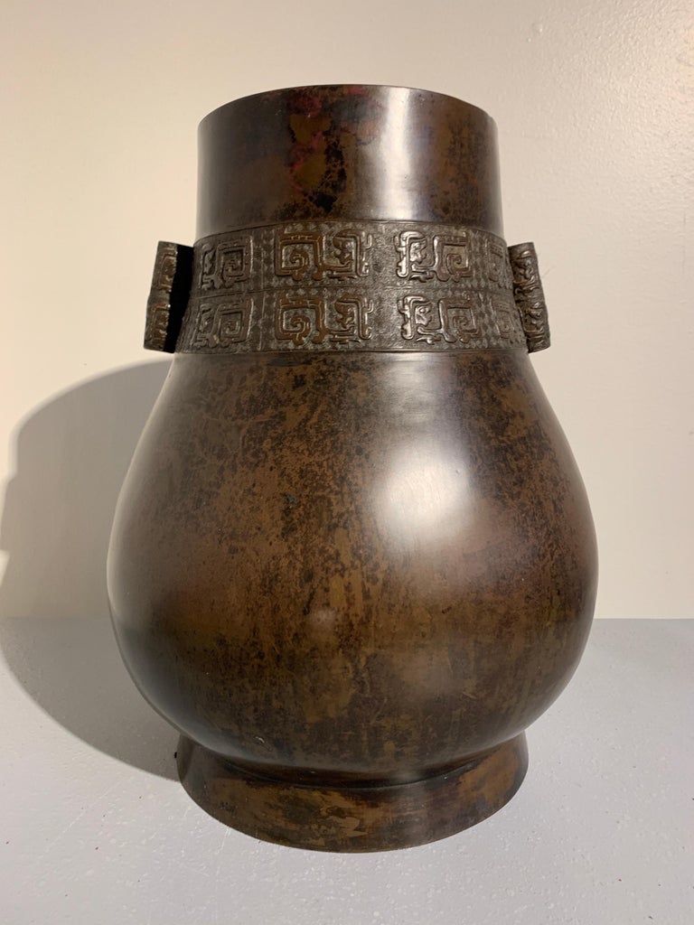 Large Chinese Archaistic Bronze Hu Arrow Vase, Ming/Qing Dynasty, 17th ...