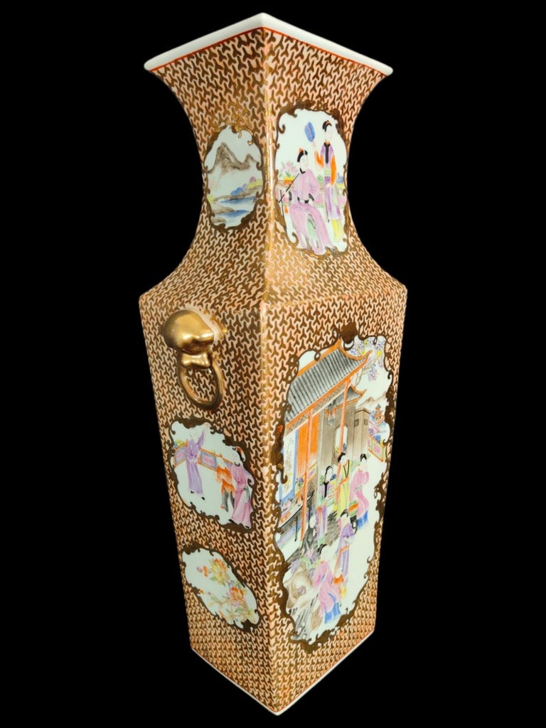 Large Chinese Porcelain Vase 20th Century For Sale at 1stDibs