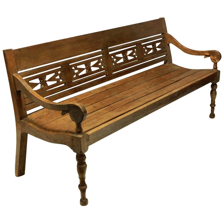 Large Colonial Anglo-Indian Teak Hall Bench For Sale at 1stDibs