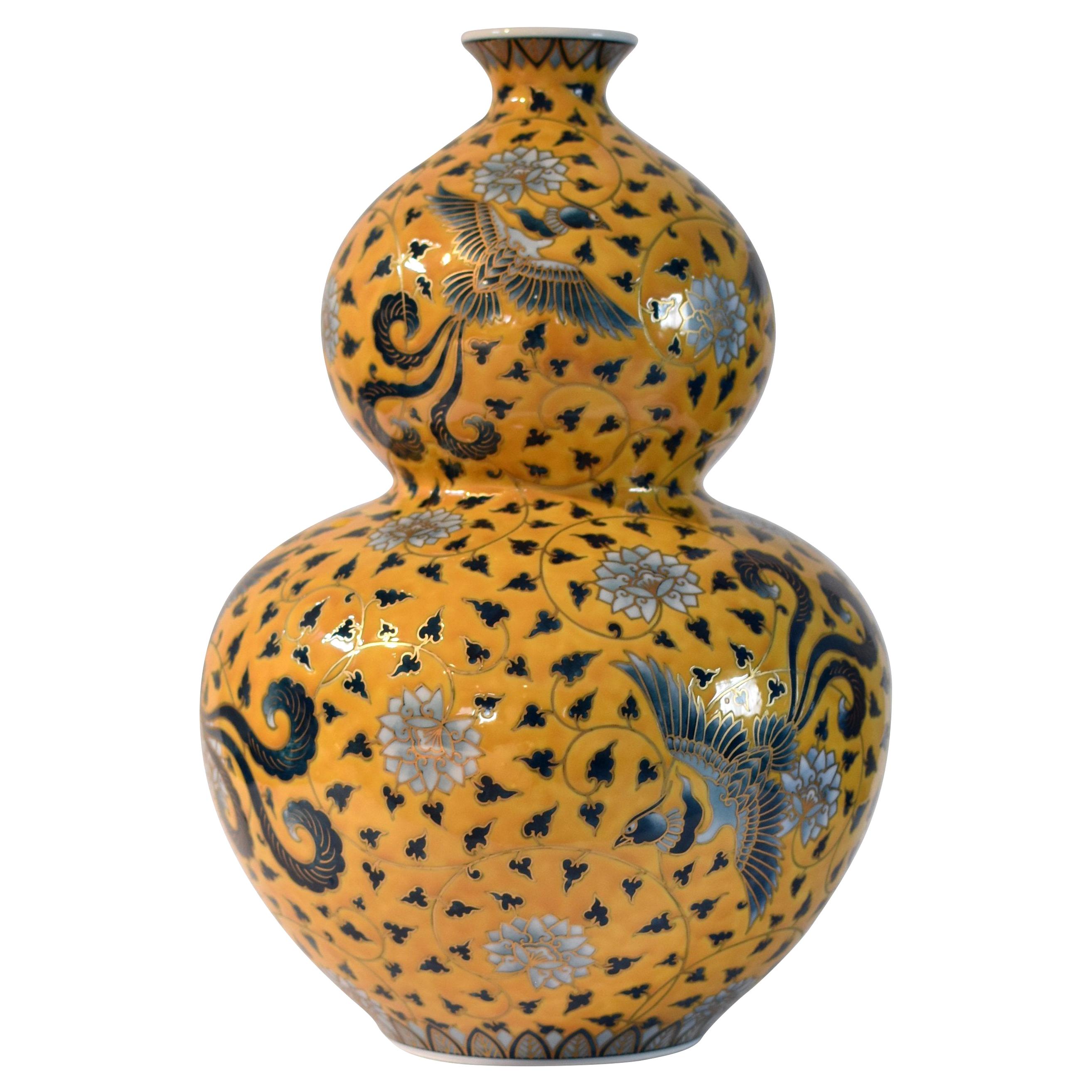 Japanese Contemporary Imari Gilded Porcelain Vase by Master Artist at ...