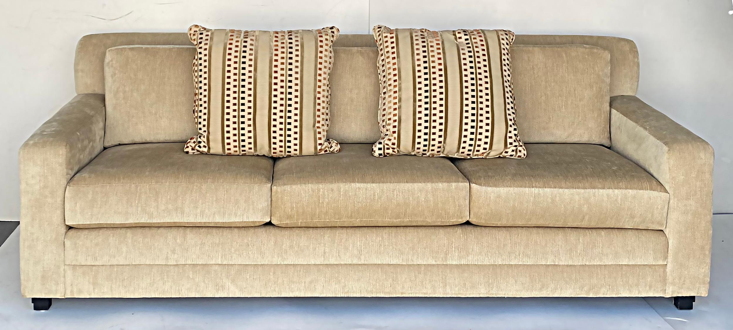 Custom Loose Cushion Sofa Designed by William Haines at 1stDibs