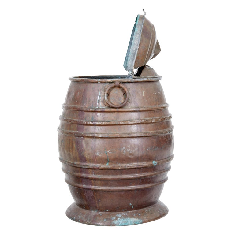 Large Decorative 19th Century Copper Storage Churn For Sale at 1stDibs