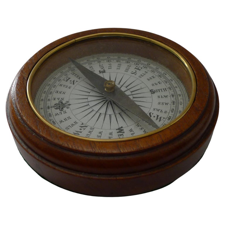 Large English Edwardian Wooden Desk Compass c.1910 For Sale at 1stDibs