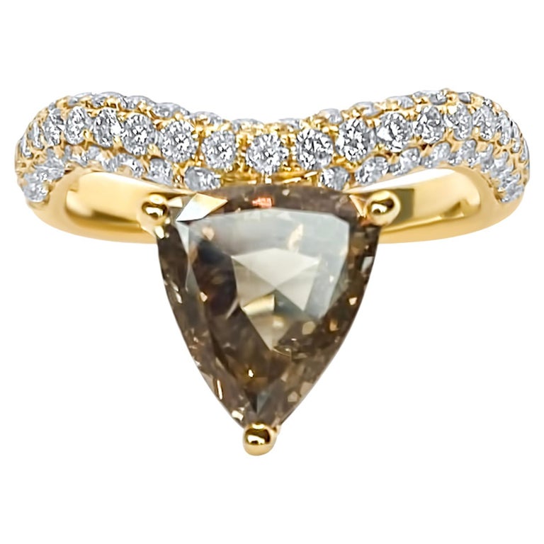 Large Fancy 2.05 Ct Triangular Diamond Solitaire and Brilliant Cut Dia ...