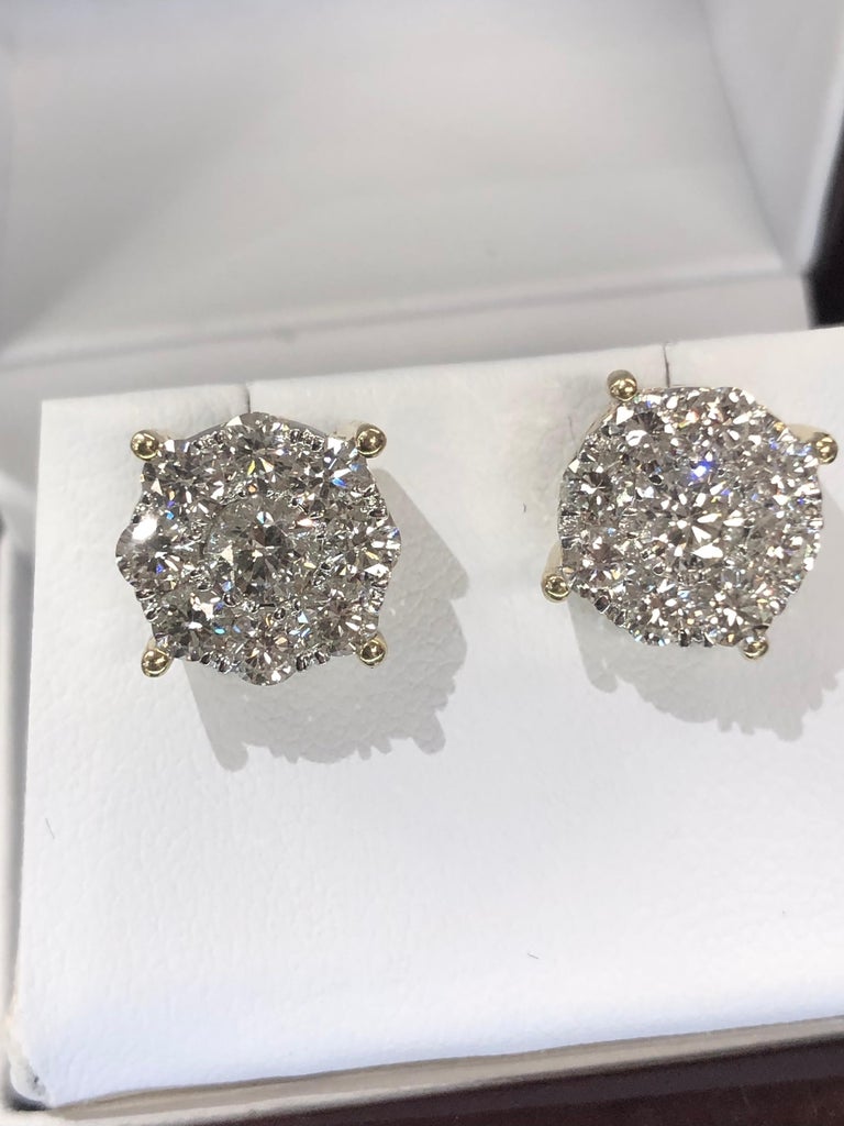 Large Fleurette Cluster Diamond Stud Earrings Gold For Sale at 1stDibs