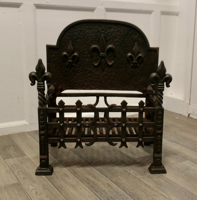 Large Free Standing Fire Grate with Fireback, This is a Heavy Piece For ...