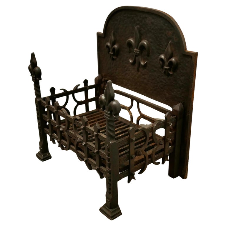 Large Free Standing Fire Grate with Fireback, This is a Heavy Piece For ...