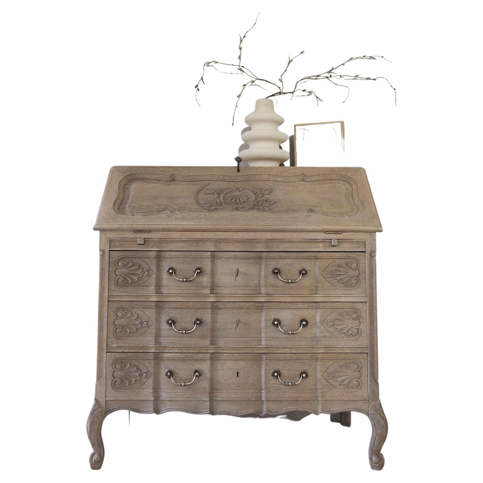 Large French Louis XV Bureau in Weathered Wood Limed Oak For Sale at ...