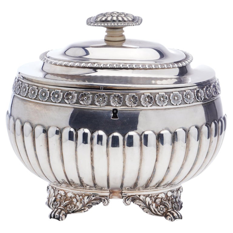 Large Georgian Silver Tea Caddy For Sale at 1stDibs