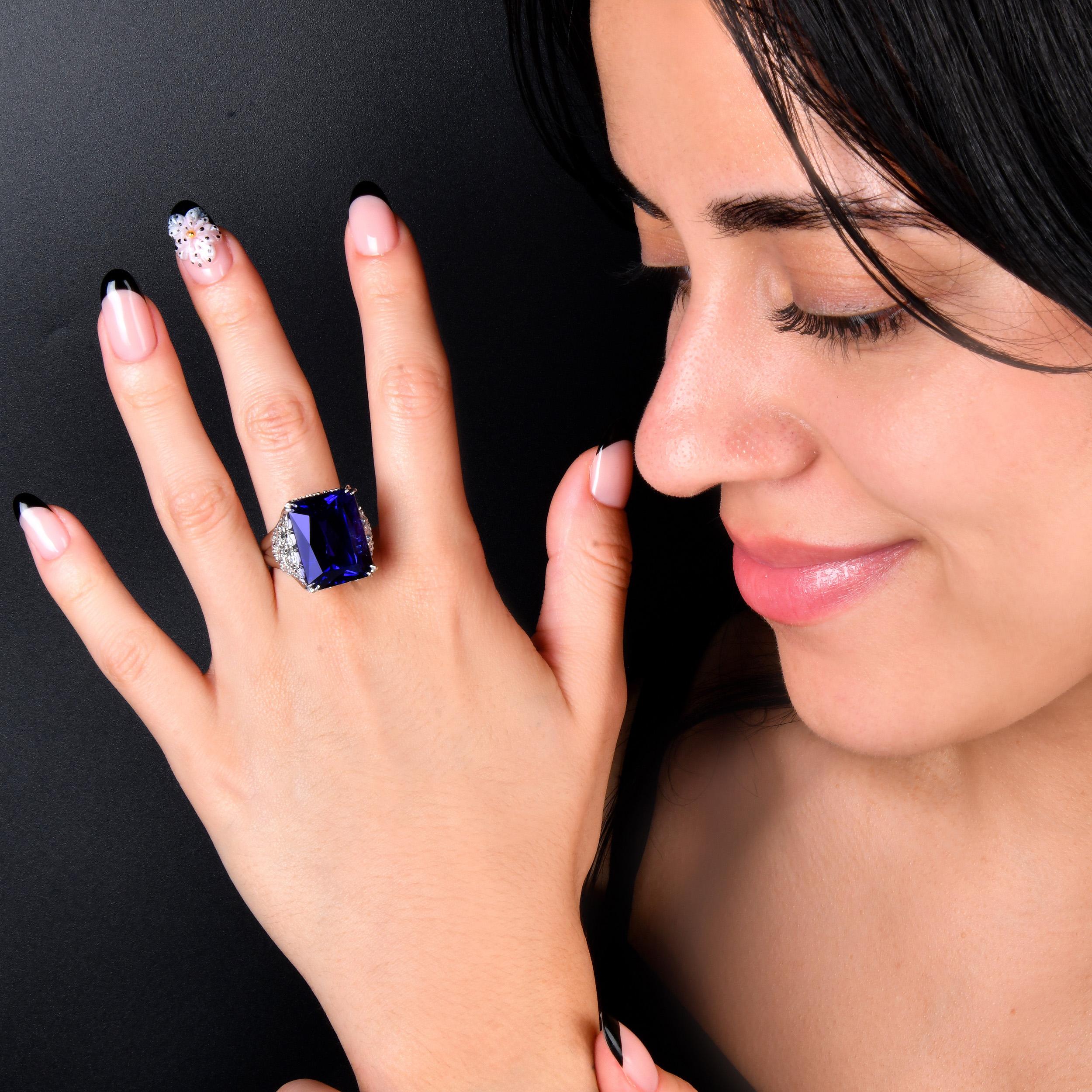 Large GIA 32.01ct Tanzanite 3.80cts Diamond Platinum Cocktail Ring For ...