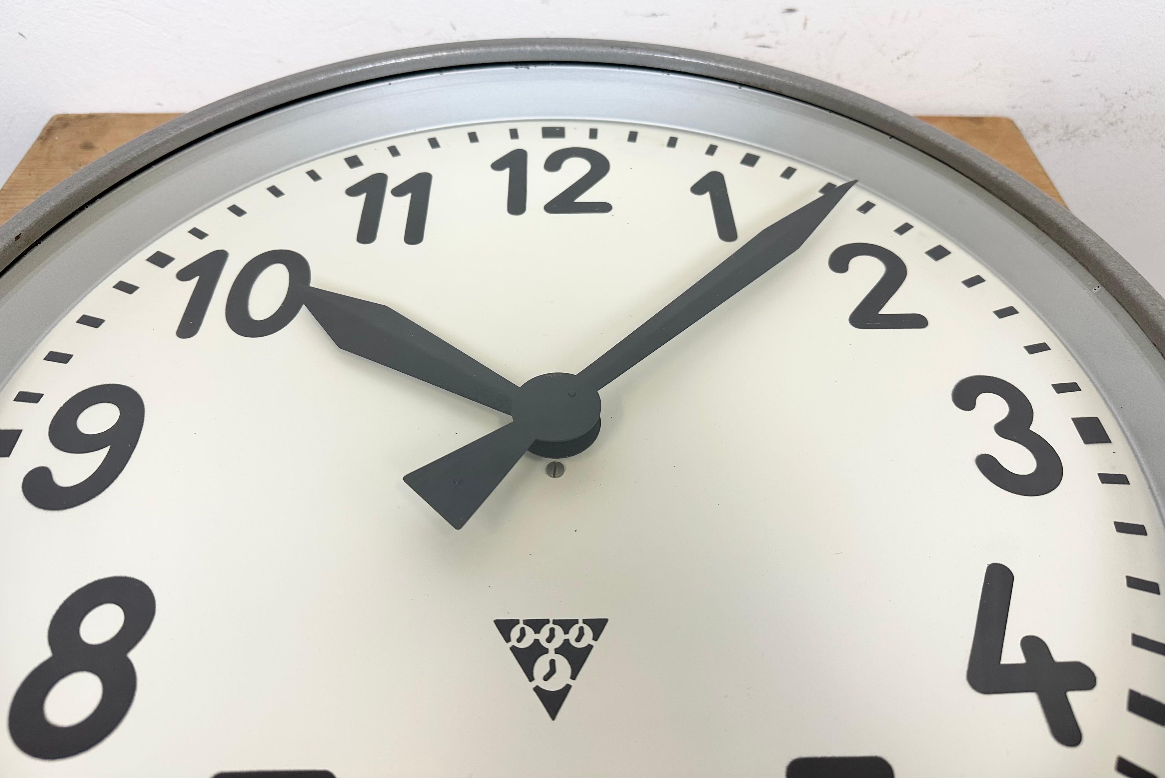 Large Grey Industrial Factory Wall Clock from Pragotron, 1960s For Sale ...