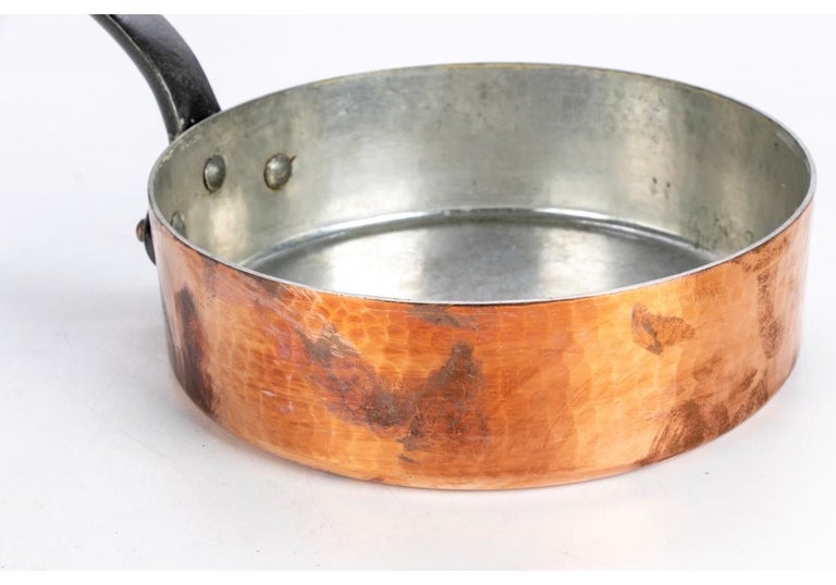 Large Hammered Copper Sauce Pan For Sale at 1stDibs