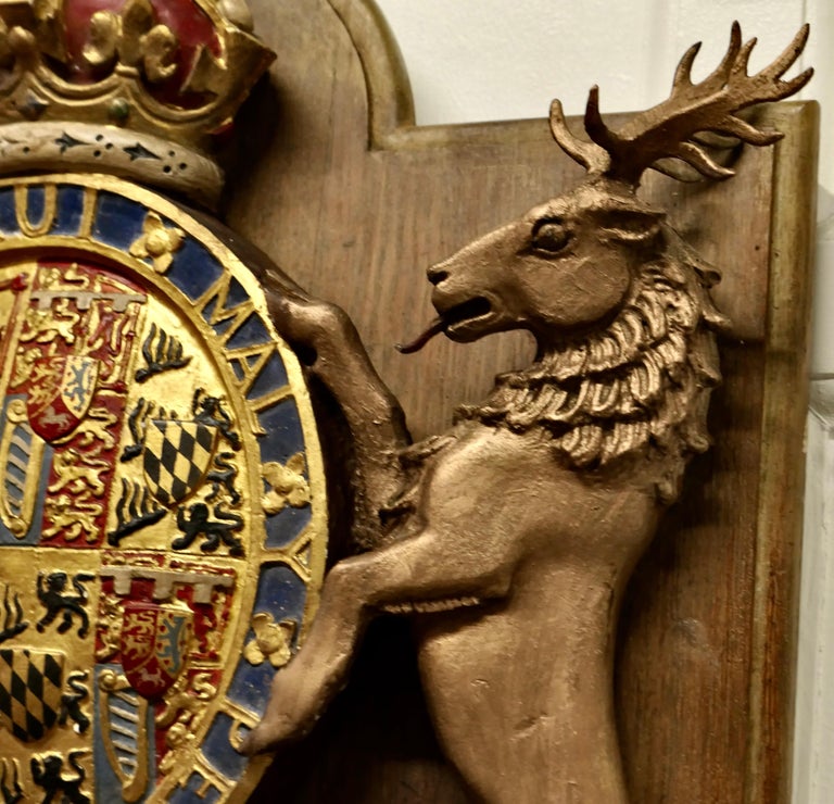 Large Hand Carved British Royal Coat of Arms Brewers Wall Plaque For ...