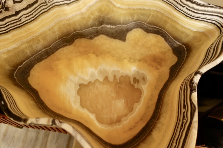 Large Hand Carved Onyx Bowl or Centerpiece in Gold, Gray and White For ...
