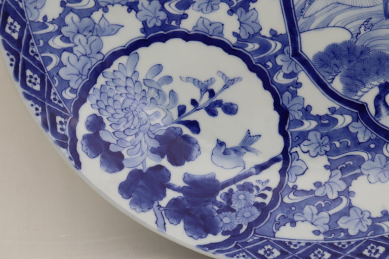 Large Hand Painted Japanese Charger For Sale at 1stDibs