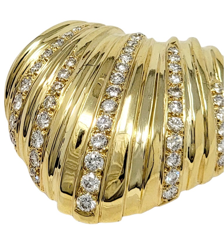 Large Heart Shaped Graduated Diamond Puffed Pendant/Brooch 18 Karat ...