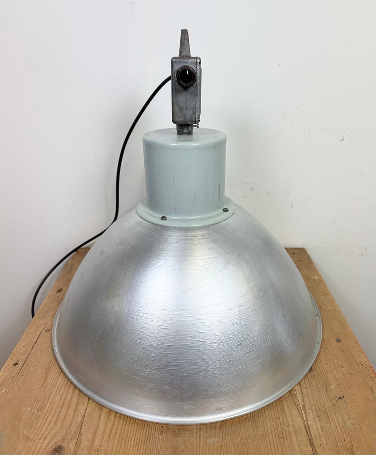 Large Industrial Aluminium Pendant Light from Elektrosvit, 1960s For ...