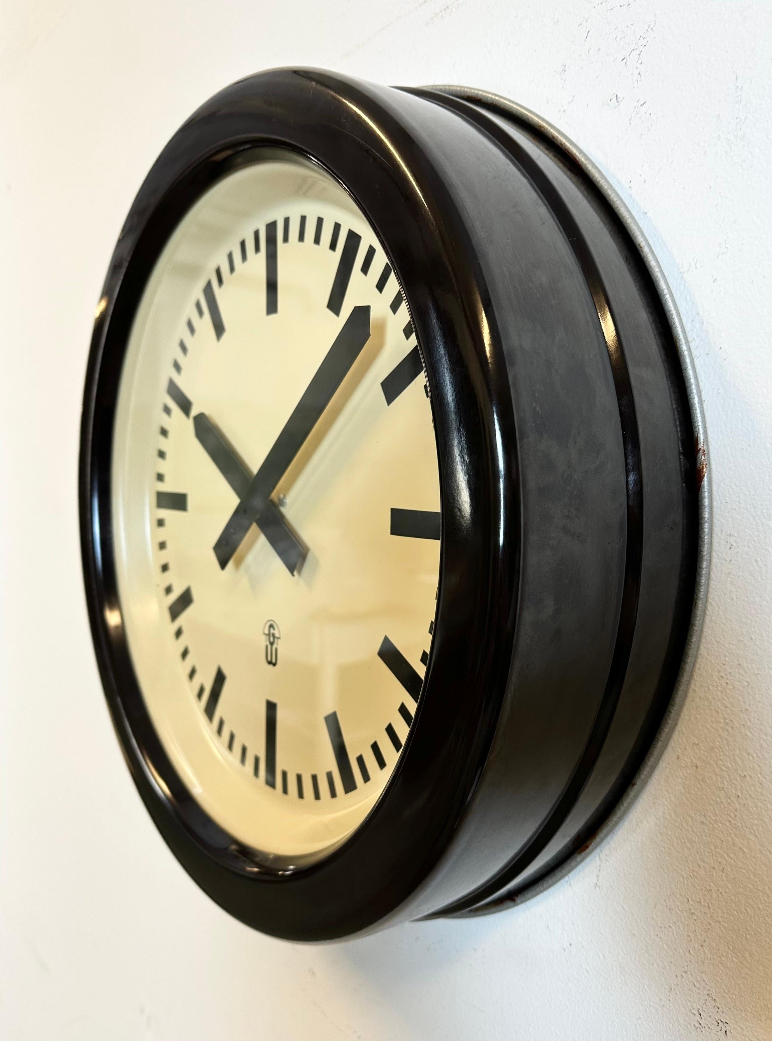 Large Industrial Brown Bakelite East German Wall Clock from GW, 1960s ...