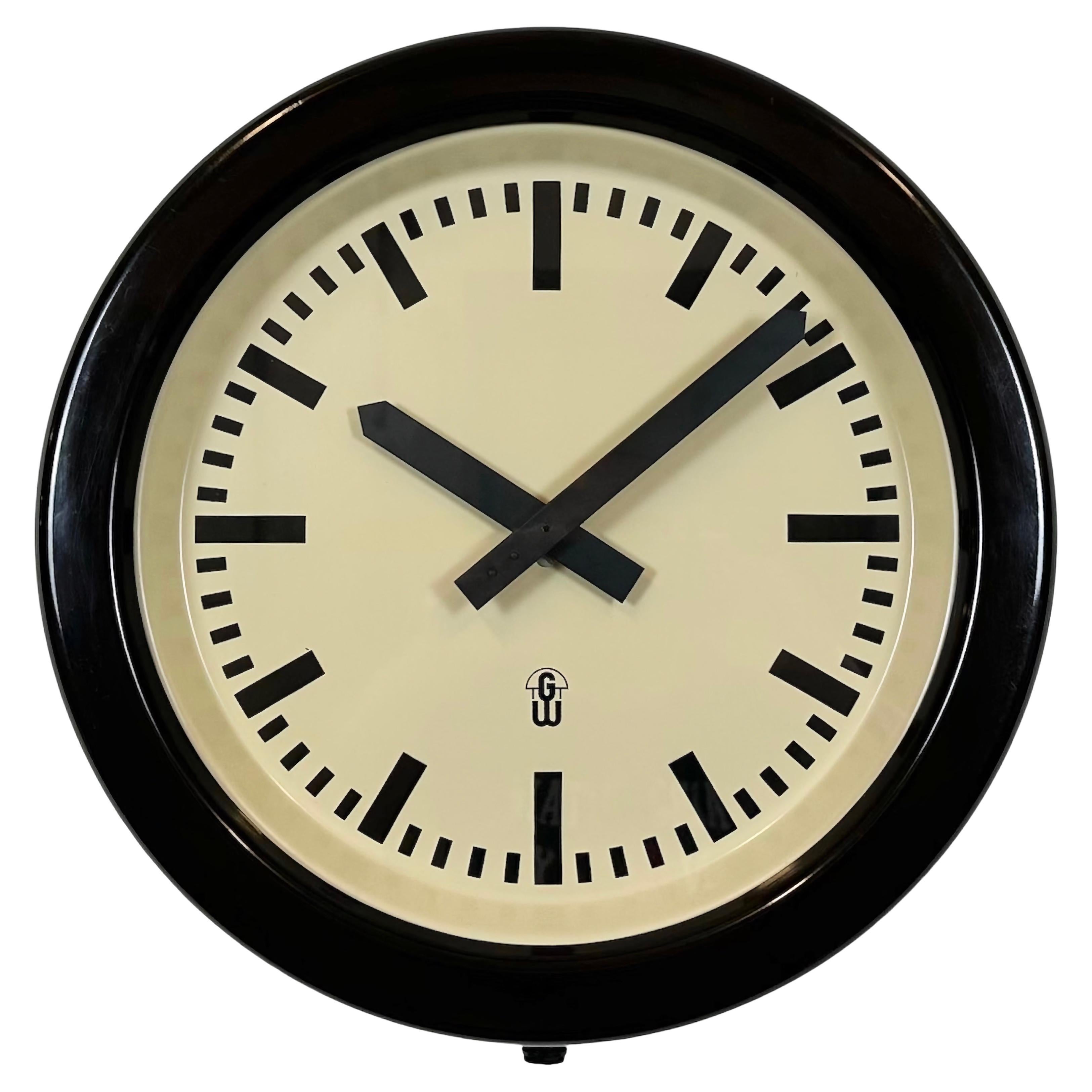 Large Industrial Brown Bakelite East German Wall Clock from GW, 1960s ...