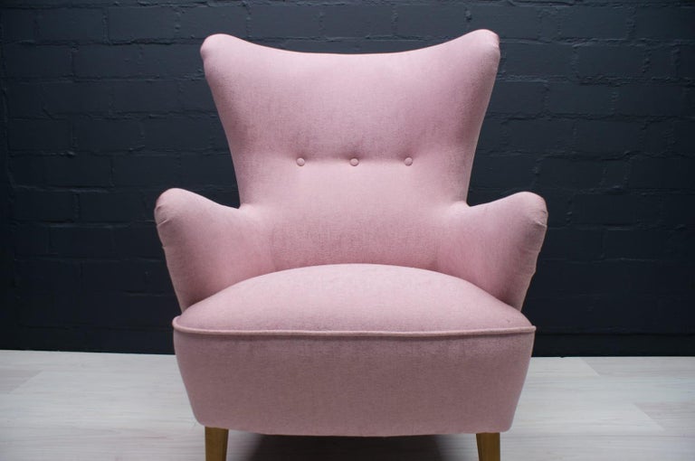 Large Italian Mid-Century Modern Wingback Chair in Pink Upholstery ...