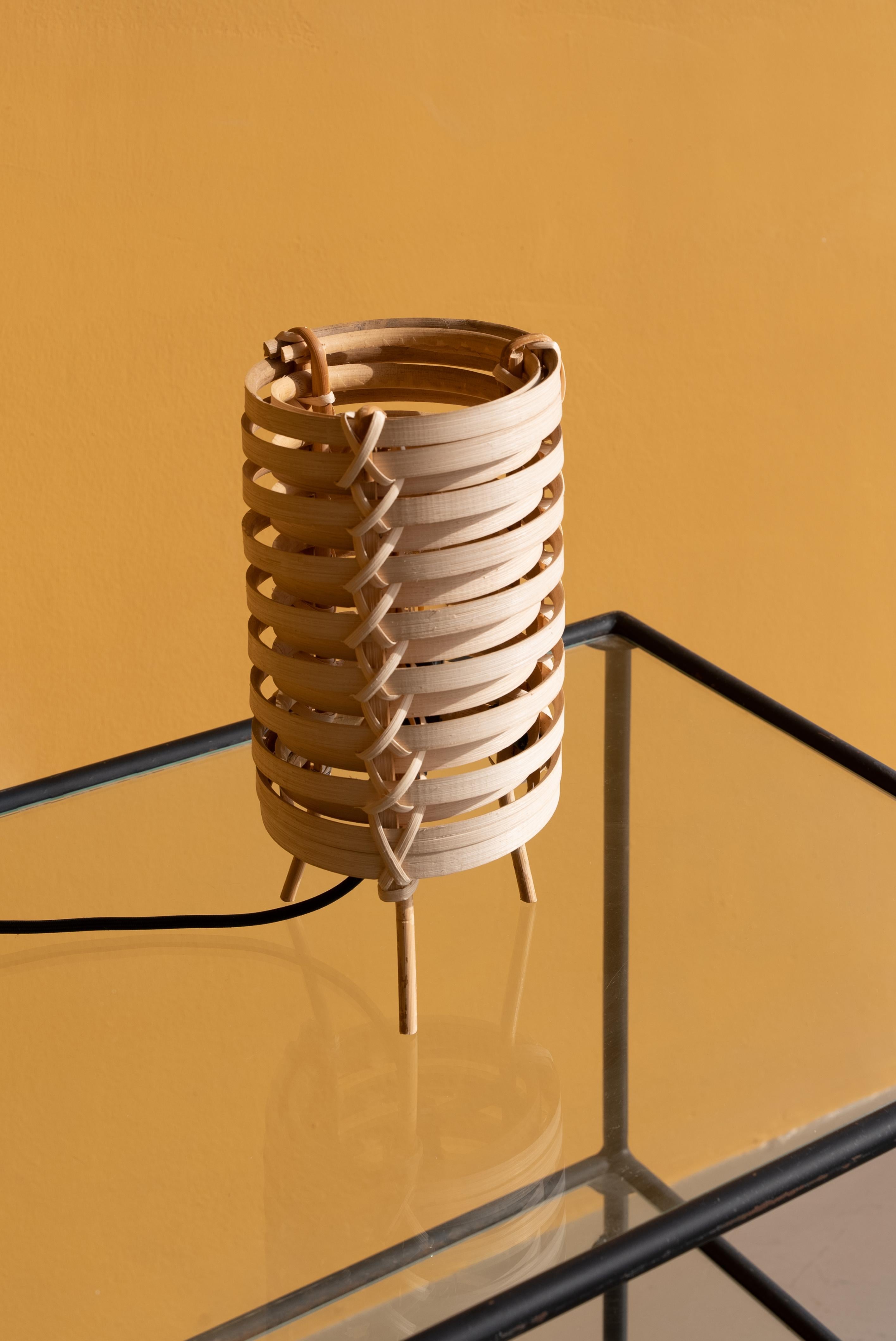 Large J.A. Coderch 'Junco' Rattan Cane Table Lamp for Tunds For Sale at ...