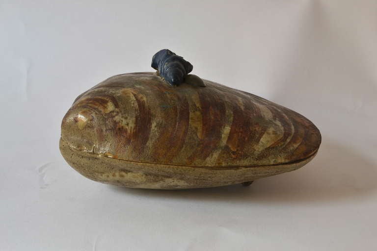 Large Japanese Ceramics Shell Shaped Box For Sale at 1stDibs