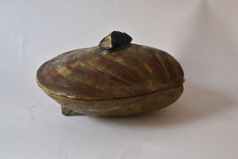 Large Japanese Ceramics Shell Shaped Box For Sale at 1stDibs