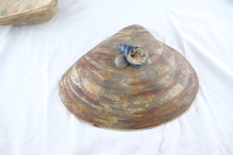 Large Japanese Ceramics Shell Shaped Box For Sale at 1stDibs