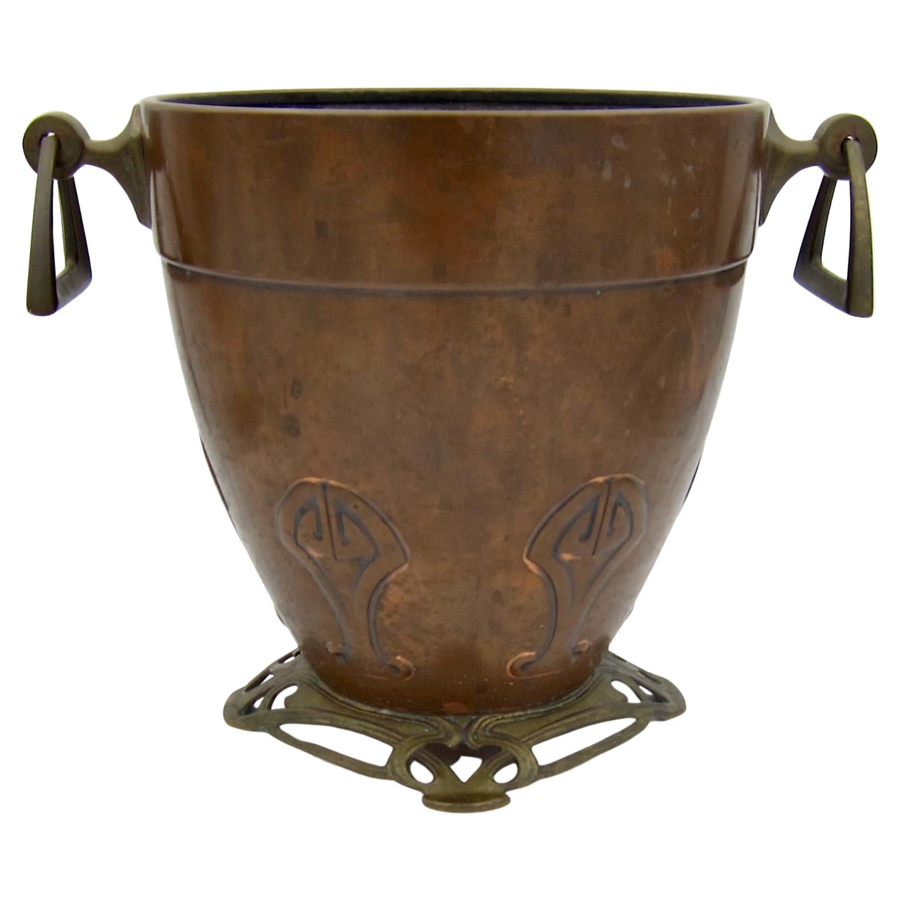 WMF Württembergische Metallwarenfabrik Furniture - 335 For Sale at ...