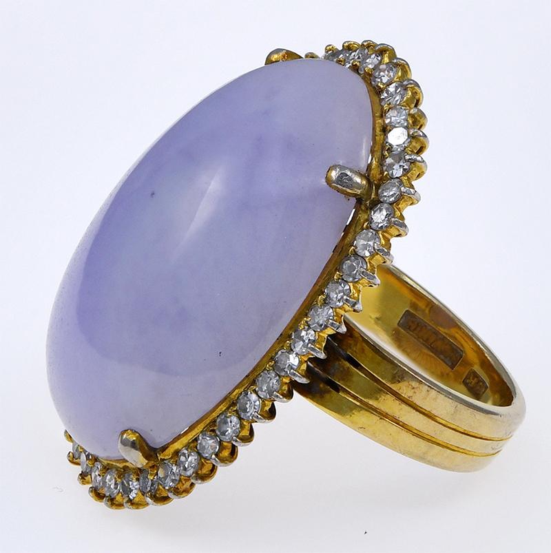 Large Lavender Oval Cabochon and Diamond Estate Ring For Sale at 1stDibs