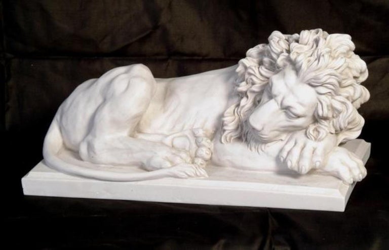 Large Marble Lions Statue in Pair, 20th Century at 1stDibs