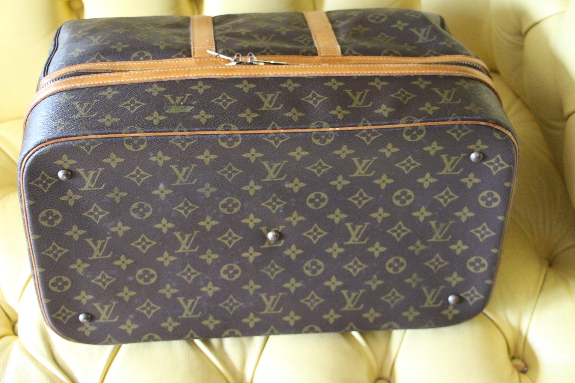 Large Louis Vuitton Travel Bag at 1stDibs