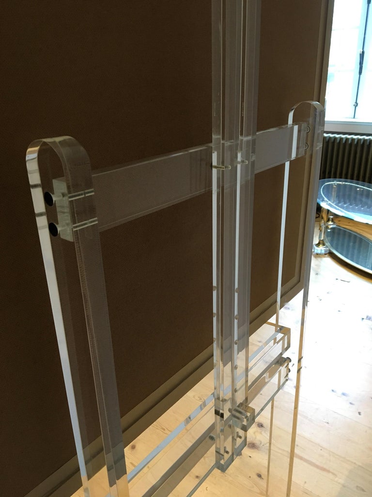 Large Lucite Art Easel For Sale at 1stDibs