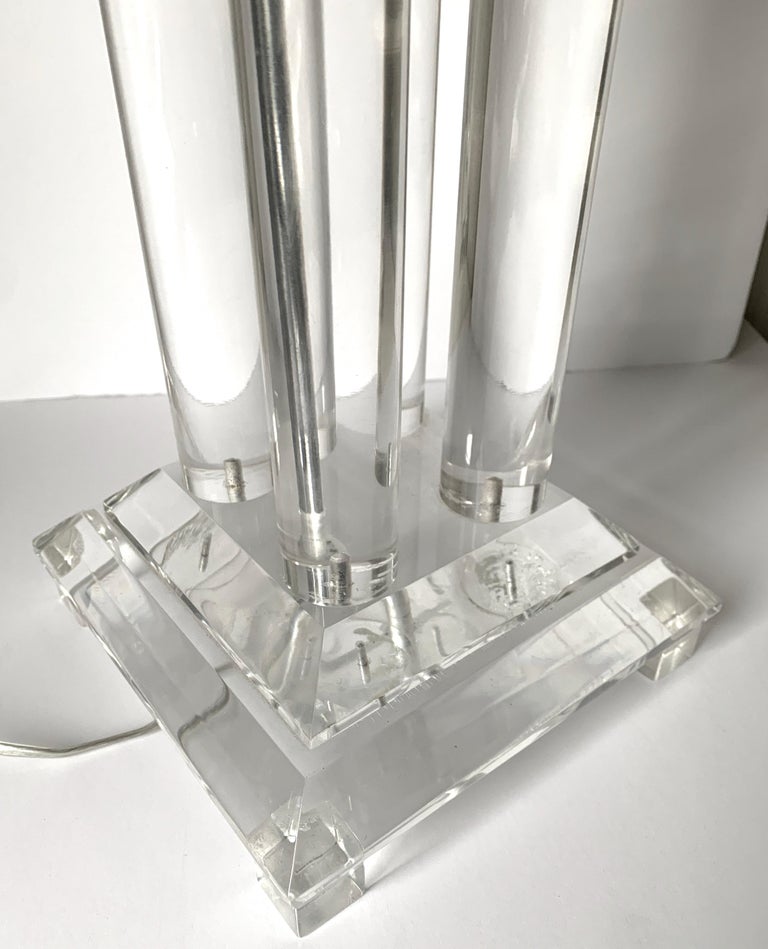 Large Lucite Column Table Lamp For Sale at 1stDibs
