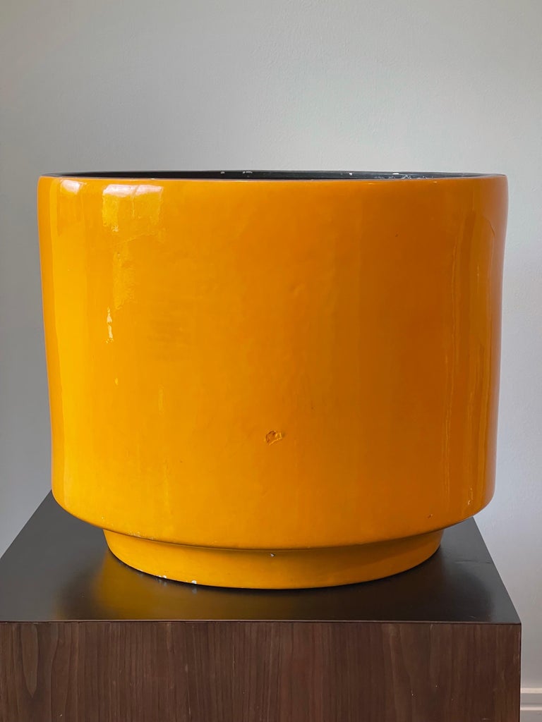 Large Mid-Century Modern Bright Orange Planter For Sale at 1stDibs