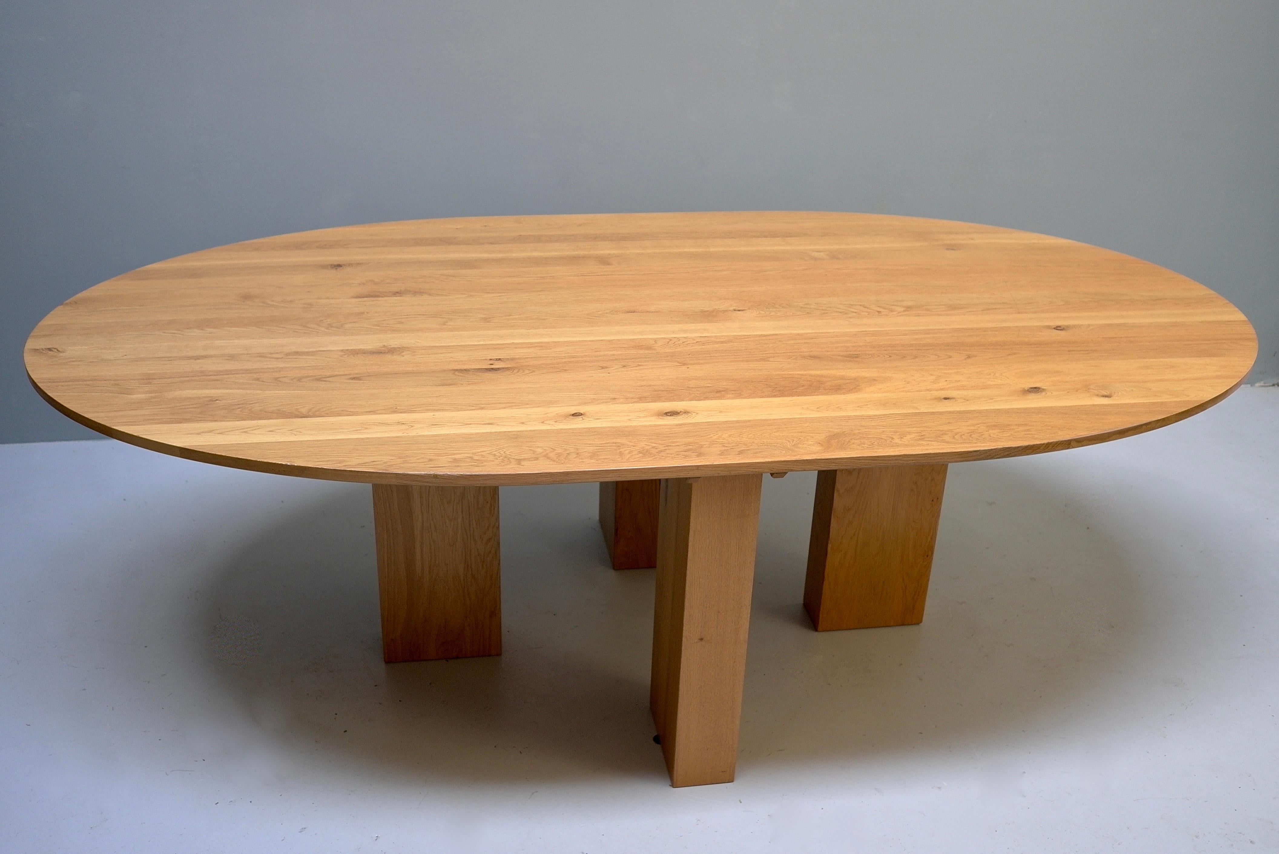 Large Mid-Century Modern Oval Oak European Dining table at 1stDibs