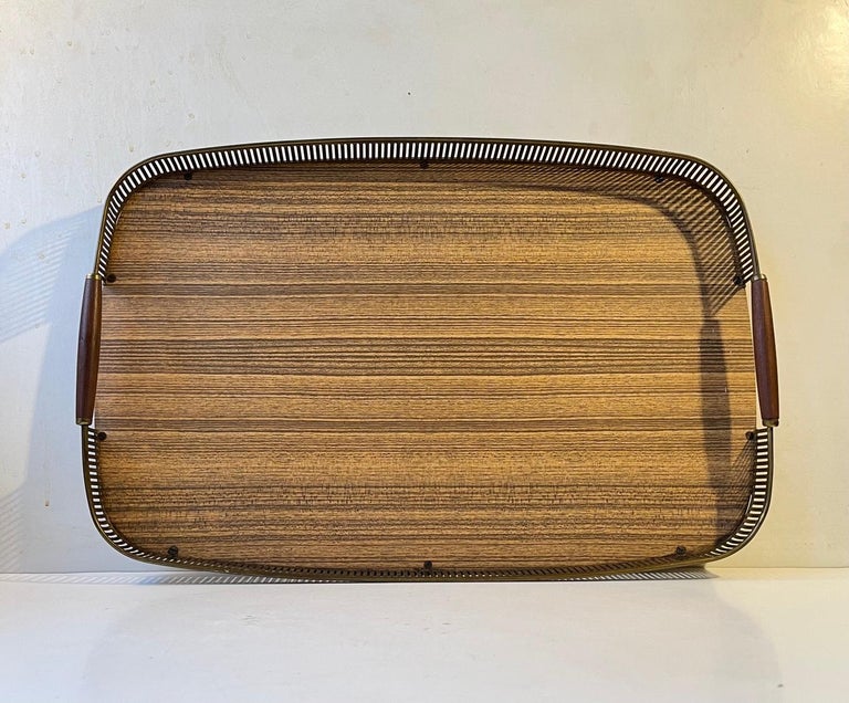 Large Midcentury Italian Serving Tray in Brass, Teak and Faux Wood For ...