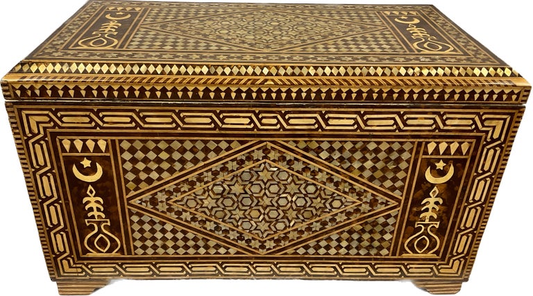 Large Middle Eastern Moorish Turkish Mother-of-pearl Inlaid Chest For ...