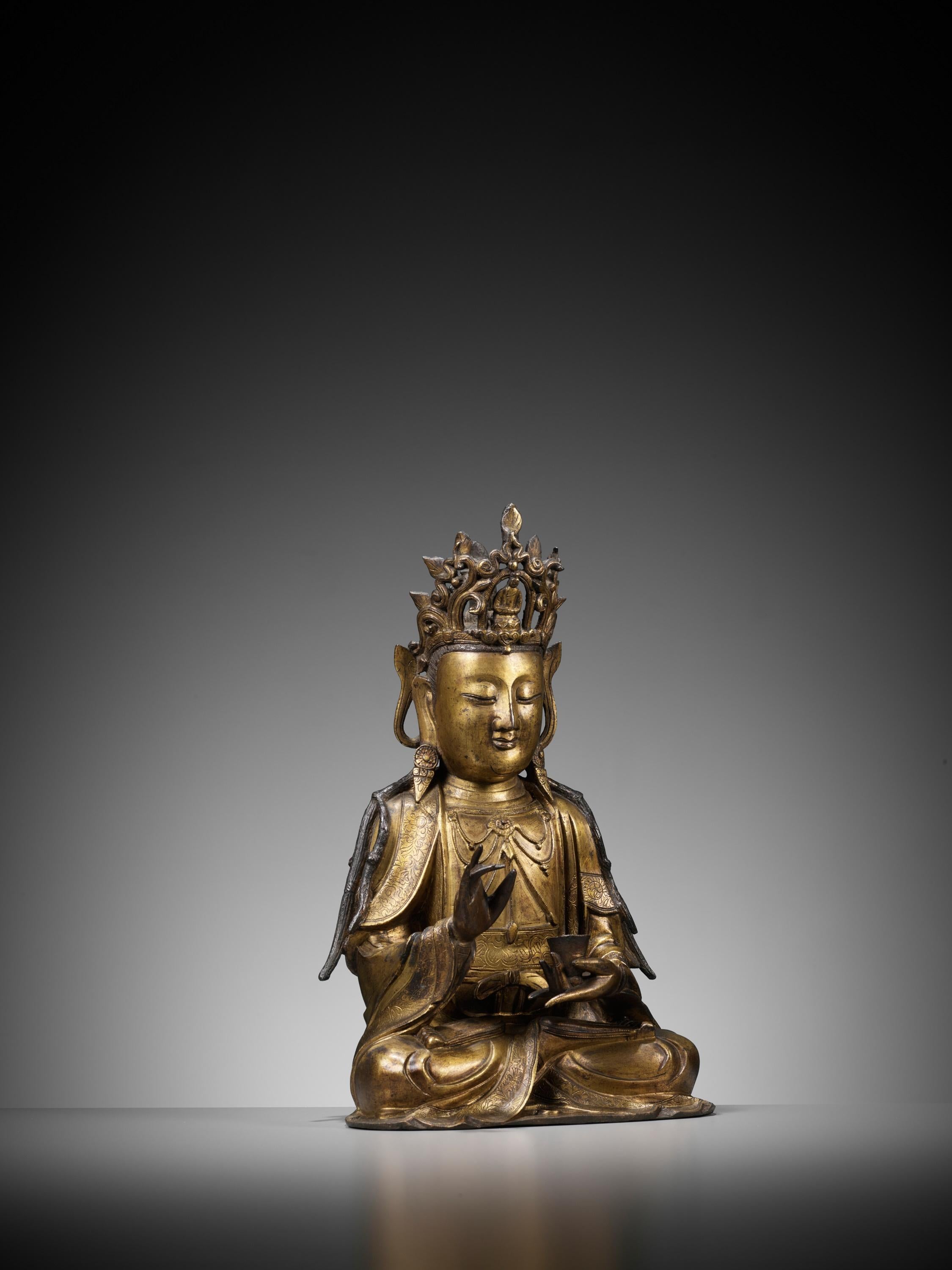 Large Ming Chinese Gilt-Bronze Sculpture of Guanyin, 16th-Century ...