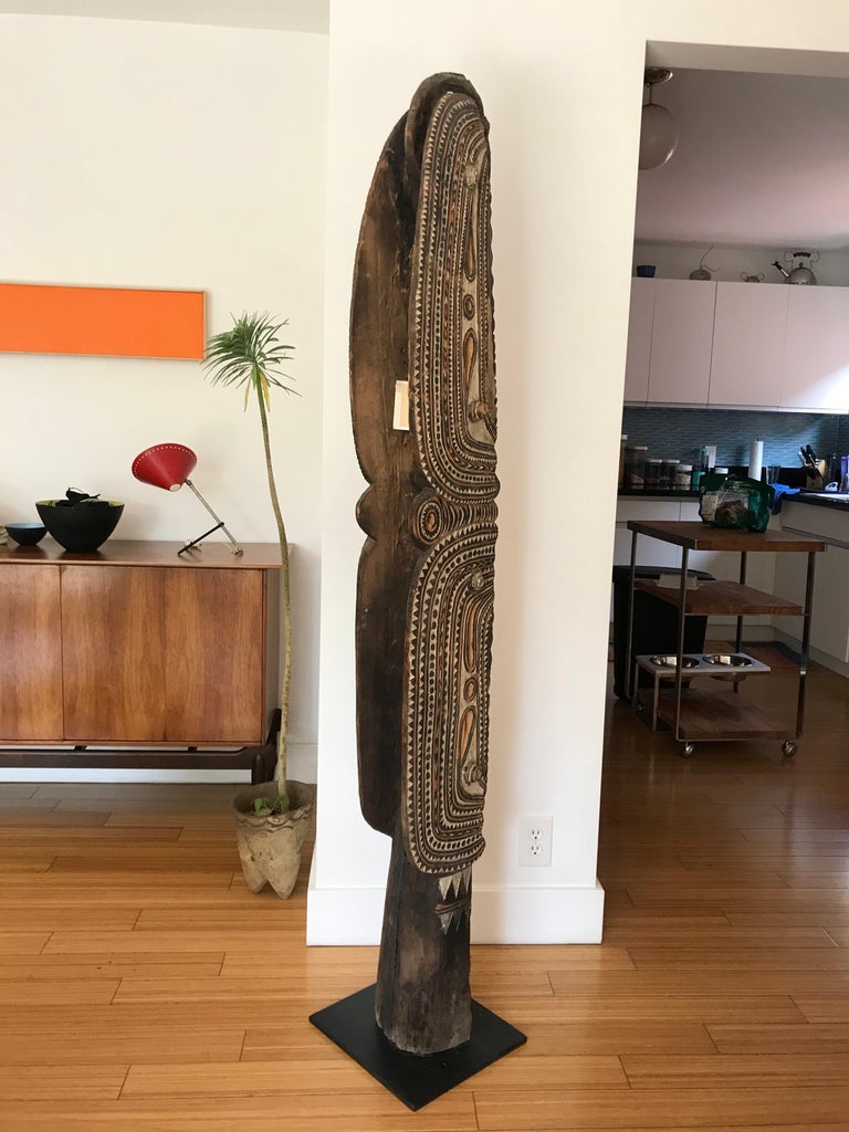 Large Oceanic Art Carved Wood Sculpture Papua New Guinea For Sale at 1stDibs