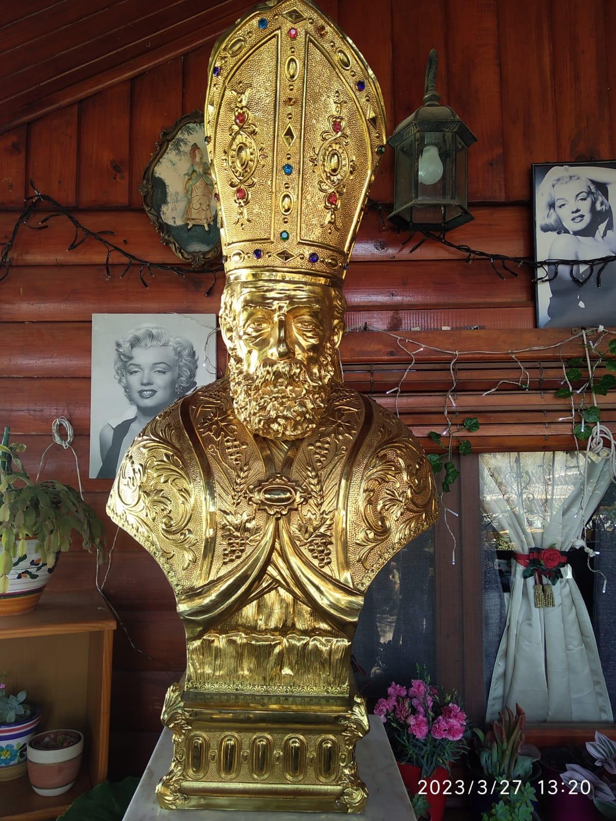 Large Pair Hand-Hammered Antique Brass Sculptures of a Bishops Italy ...