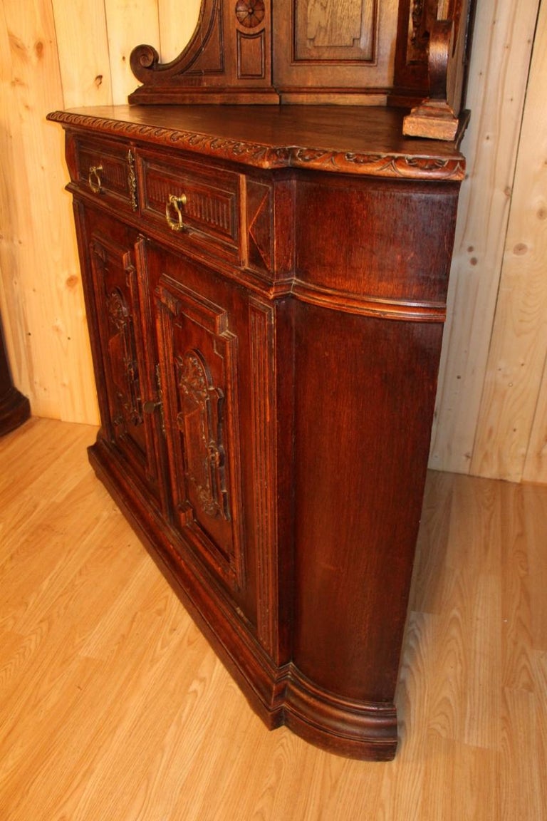 Large Pair of 19th Century Castle Corners For Sale at 1stDibs